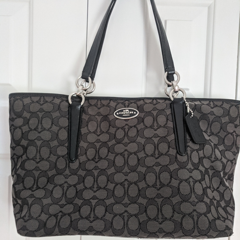 Coach Signature Jacquard Large Bag - Gem